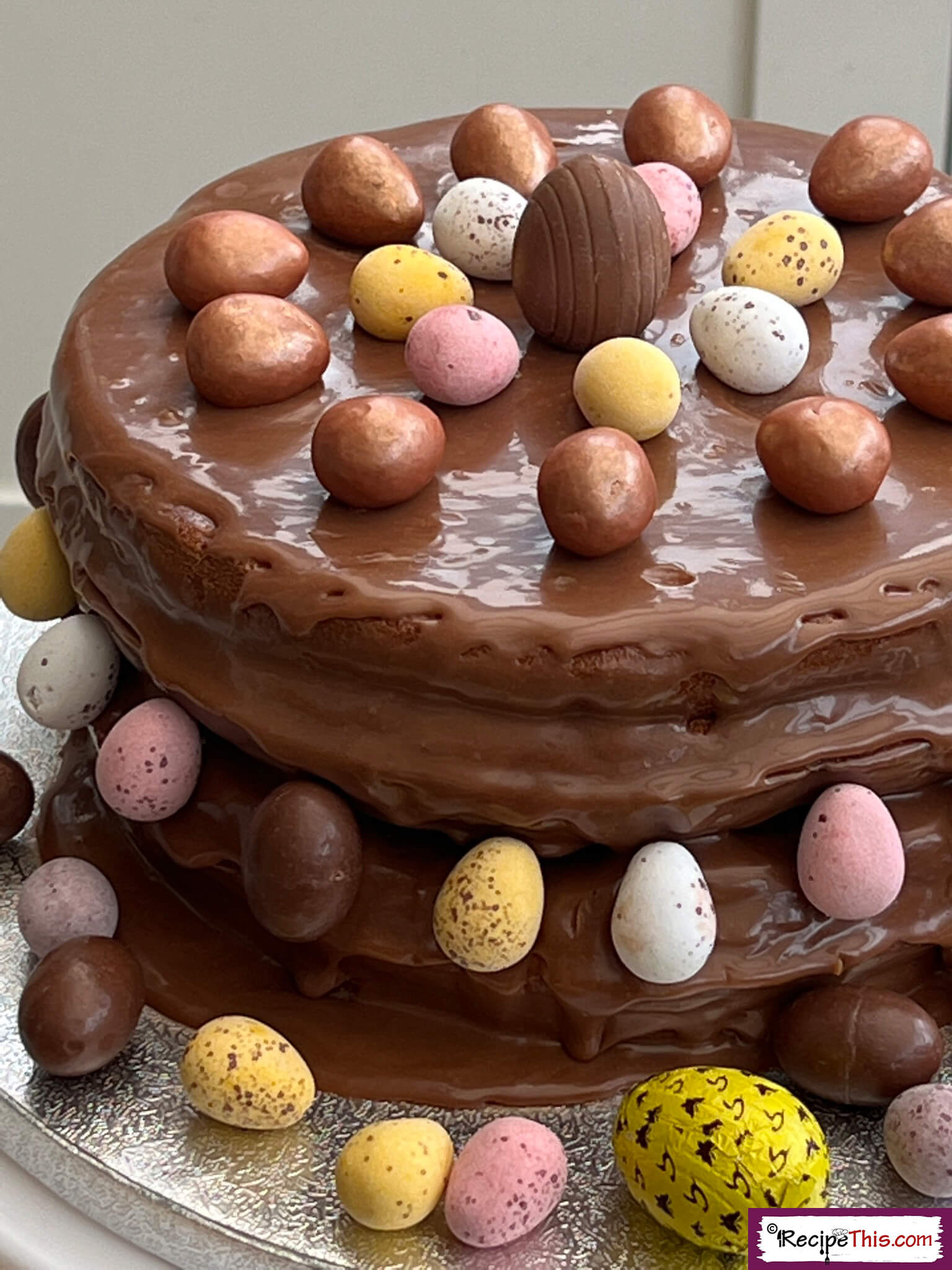 Air Fryer Galaxy Chocolate Cake | Recipe This