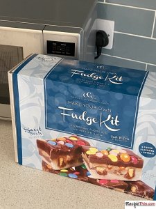 Recipe This | Easy Microwave Fudge