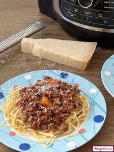 Slow Cooker Spaghetti Bolognese | Recipe This